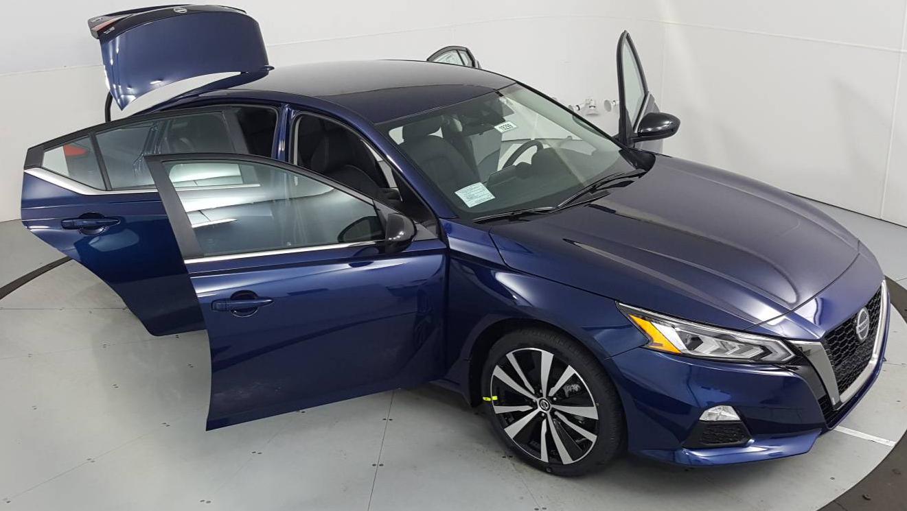 2021 Nissan Altima 2.5 SR stock 19299 | Rolling Hills Auto Plaza